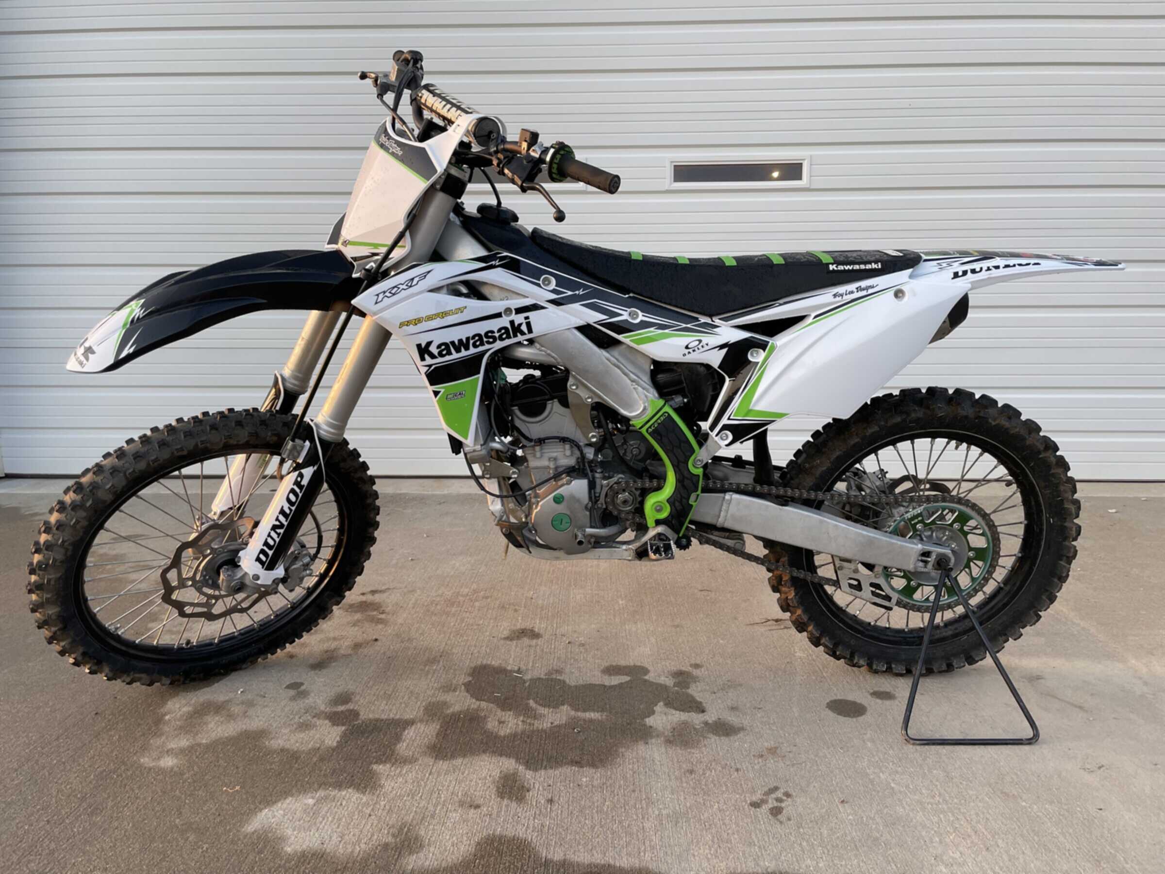 Customer Description: