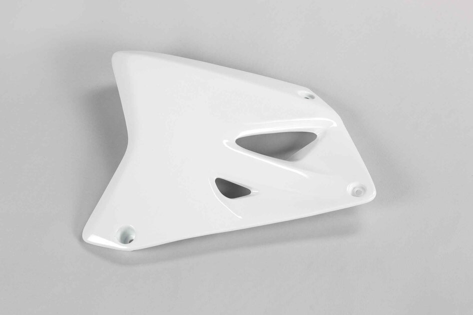 UFO White Radiator Shroud Set 02-24 RM85